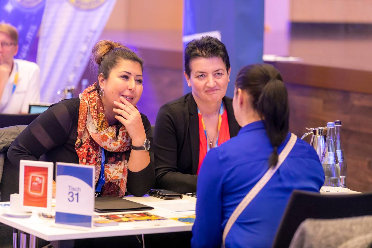 Job-Speed-Dating in der Halle Münsterland - Antenne Münster